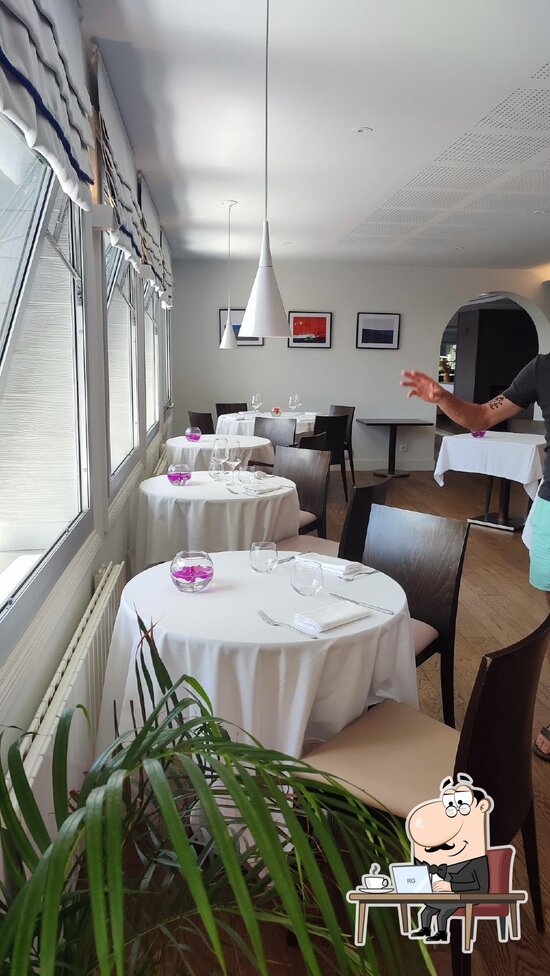 Le Café Clara, Bangor - Restaurant menu, prices and reviews