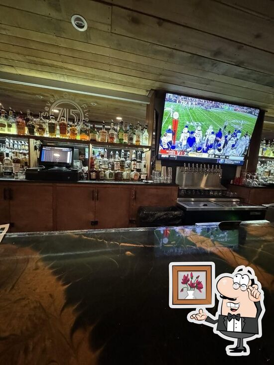 715 Bar & Grill, Southern Pines - Restaurant menu, prices and reviews