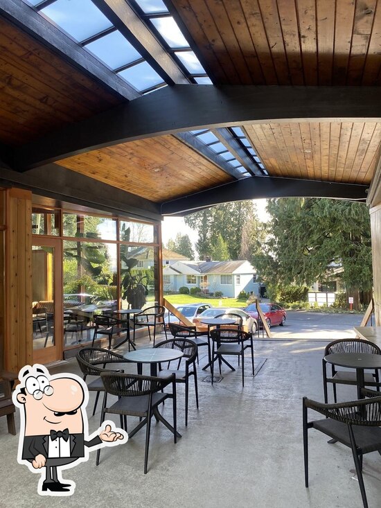 Isetta Cafe Bistro, West Vancouver - Restaurant menu, prices and reviews