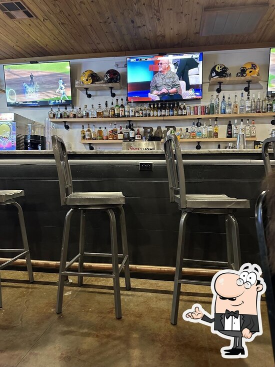 The Crawfish Hut Bar & Grill, Rayne - Restaurant menu, prices and reviews