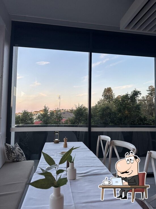 The Noble Restaurant & Bar, Gerringong - Restaurant menu, prices and ...