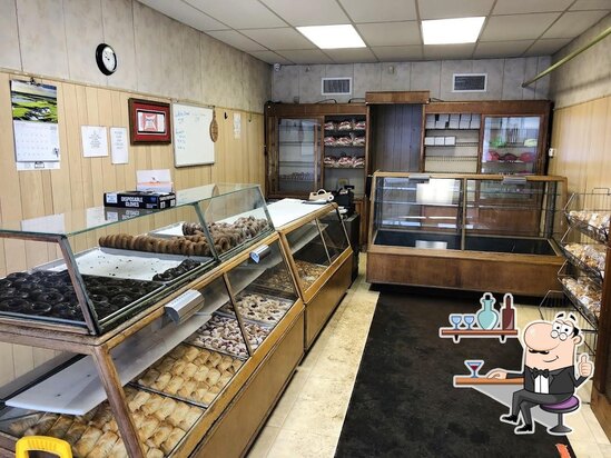 Spatz Bakery, Saginaw - Restaurant menu, prices and reviews