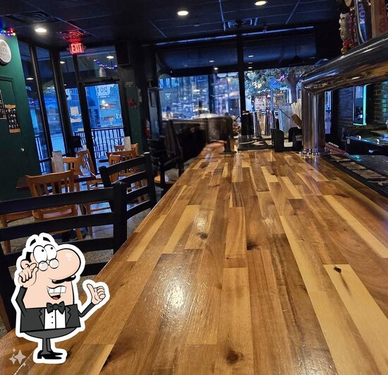 Peephole Bar & Grill, Evansville - Restaurant menu, prices and reviews