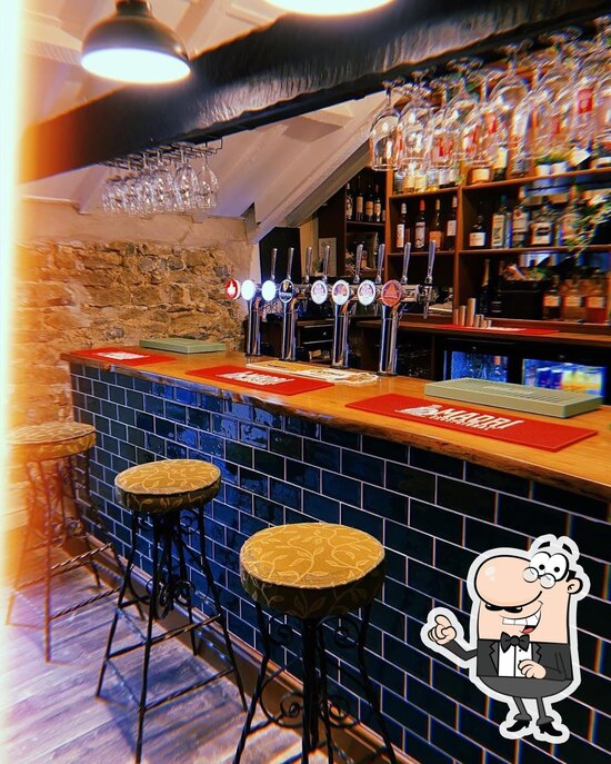 The Cross Inn, Cowbridge - Restaurant menu, prices and reviews