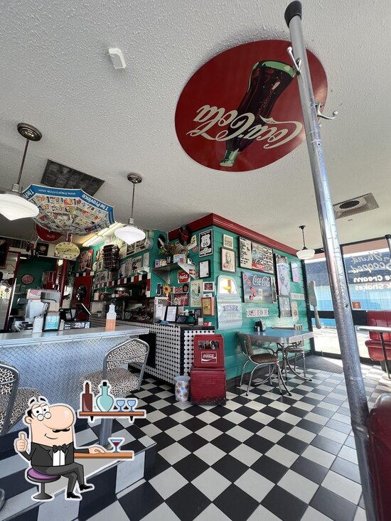 Bobby Sox 50's Diner, Maple Ridge - Restaurant menu, prices and reviews