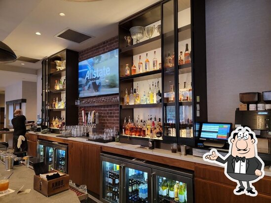 Pivot Bar and Balcony, Indianapolis - Restaurant menu, prices and reviews