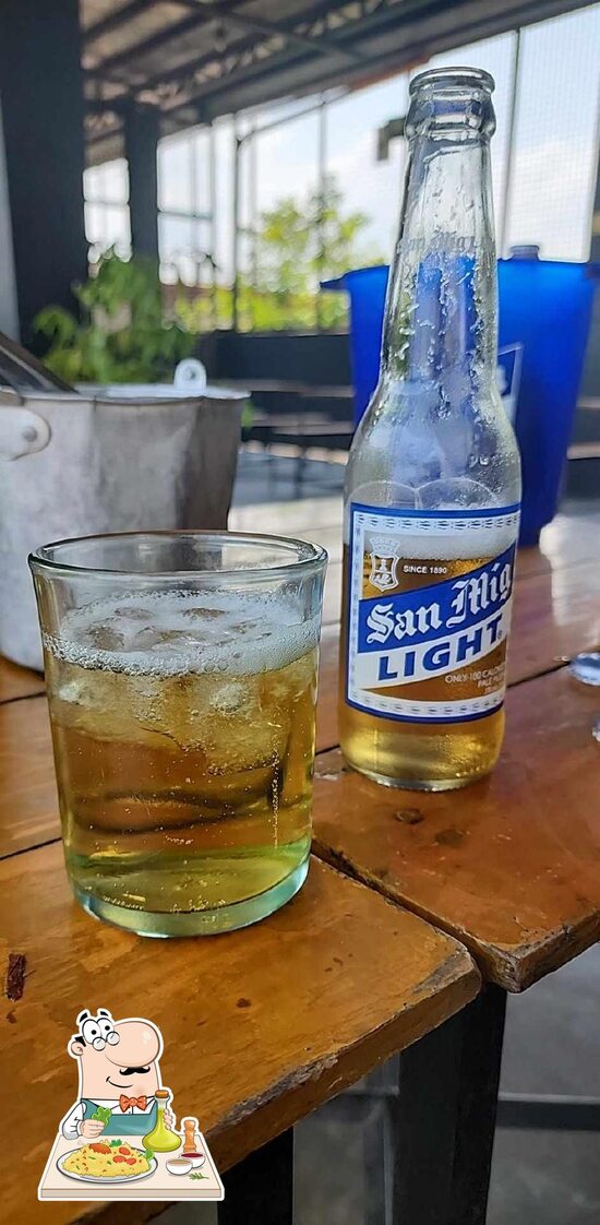 Carta del pub y bar Timog Avenue, Koronadal