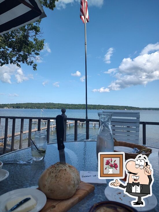 Churchill Pointe Inn, Hubbard Lake - Restaurant menu, prices and reviews