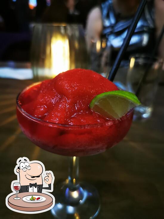 The Woodhead Bar, Hamilton - Restaurant menu, prices and reviews