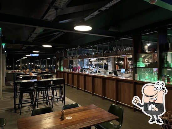 Coomera Lodge Hotel, Oxenford - Restaurant menu, prices and reviews