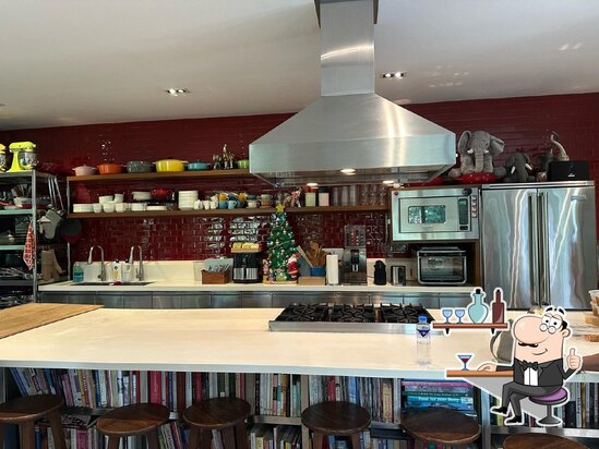 Chef RV Manabat's Kitchen, Biñan - Restaurant menu, prices and reviews