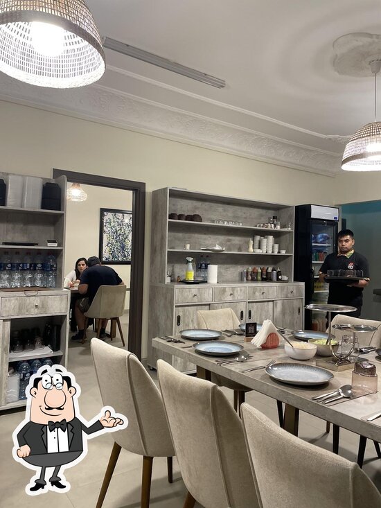 Pili Pili BBQ House Restaurant, Dubai - Restaurant menu, prices and reviews