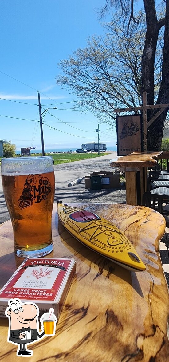 Old Molly's Bar, Saint Martins - Restaurant menu, prices and reviews
