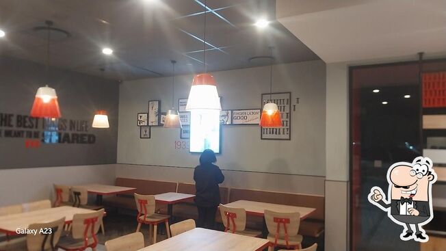 KFC Kalahari Mall, Upington - Menú del restaurante, precios y reseñas