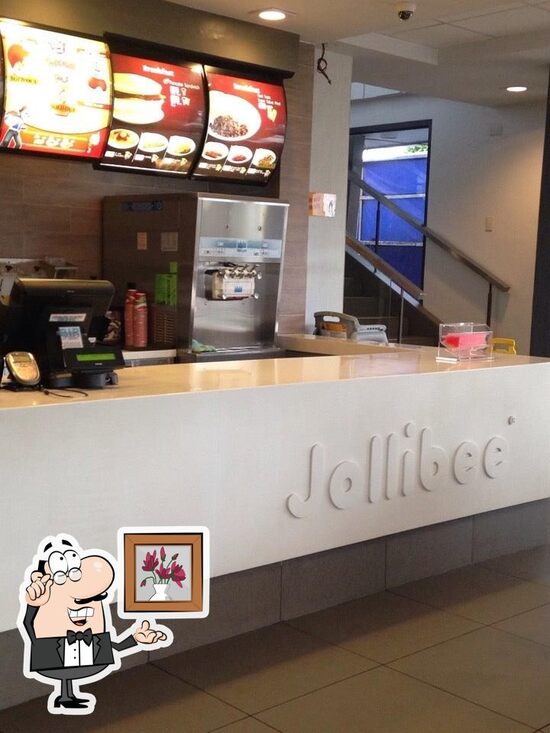 Jollibee, Pili - Restaurant menu, prices and reviews