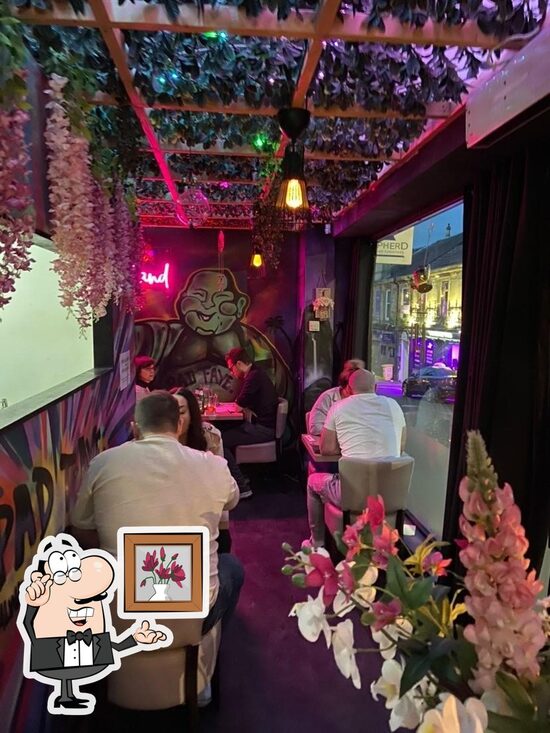 Pad T’aye Hamilton, Hamilton - Restaurant menu, prices and reviews