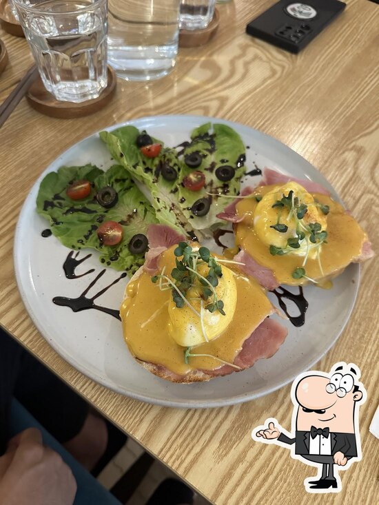 Spotted Pig Cafe Esteban, Makati - Restaurant menu, prices and reviews