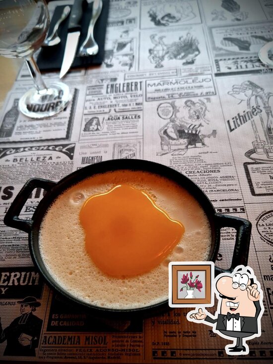 The Cluricaune Irish Pub & Sports Bar., Levallois-Perret, Anatole ...