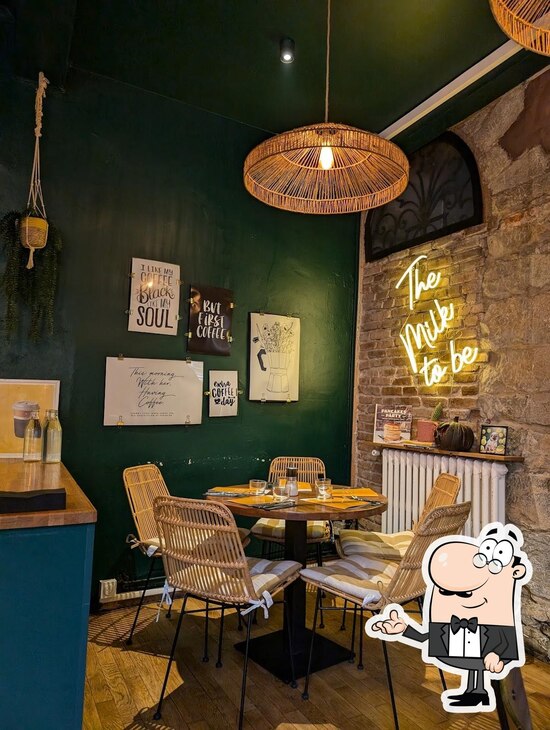Milk & pug, Lyon - Restaurant menu, prices and reviews