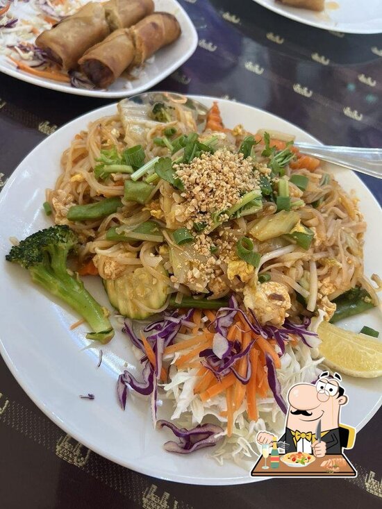 Menu at Nim’s Chiang Mai Thai Cuisine restaurant, Hilo