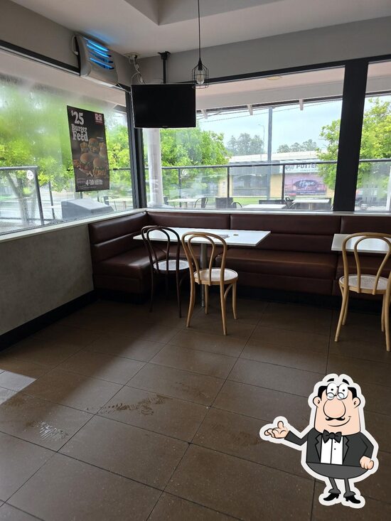 Red Rooster Goodna, Goodna - Restaurant menu, prices and reviews