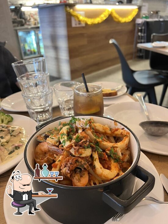 Tre Bambini Italian & Seafood Restaurant, Berry - Restaurant menu ...