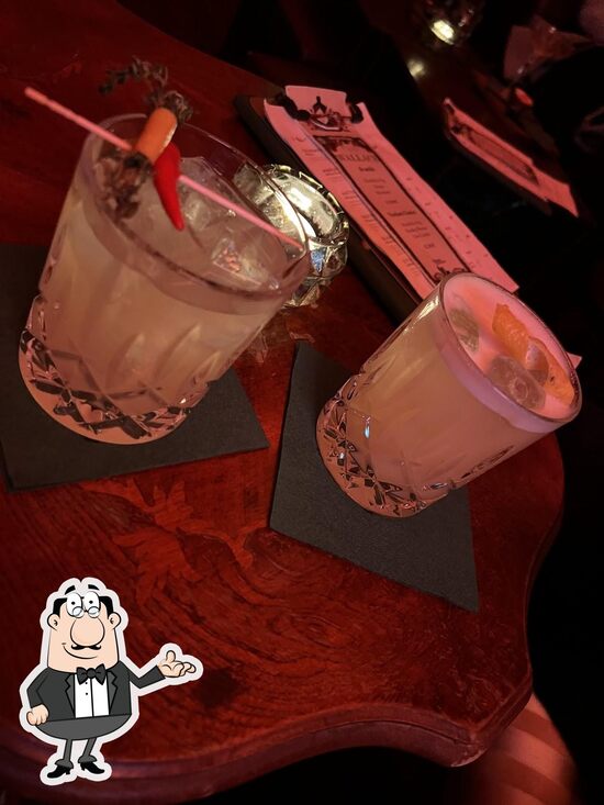Wallace Bar, Munich - Restaurant menu, prices and reviews