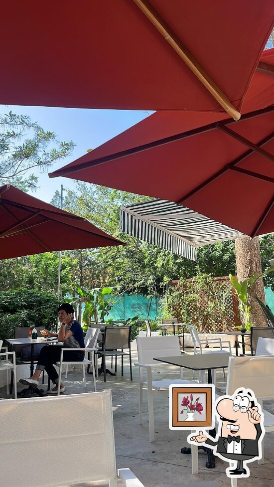 Matcha Club, Site archéologique de Carthage - Menu du restaurant, prix ...