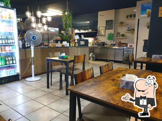 Boomi Restaurant, Neuss - Restaurant menu, prices and reviews