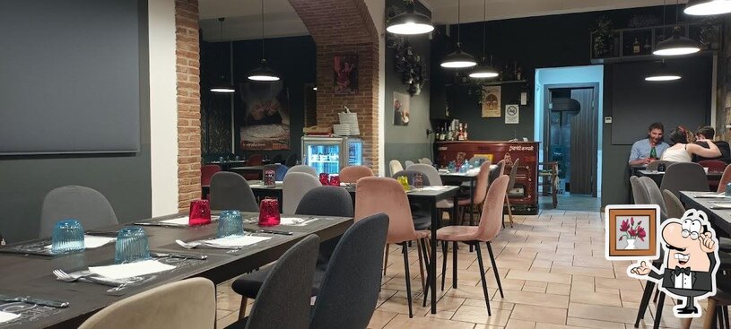 La Vera Pizza Fiocco locale, Volla – menu, prezzi e recensioni