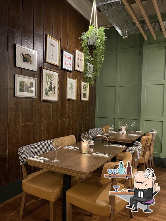 Golden Bull, Camberley - Restaurant menu, prices and reviews