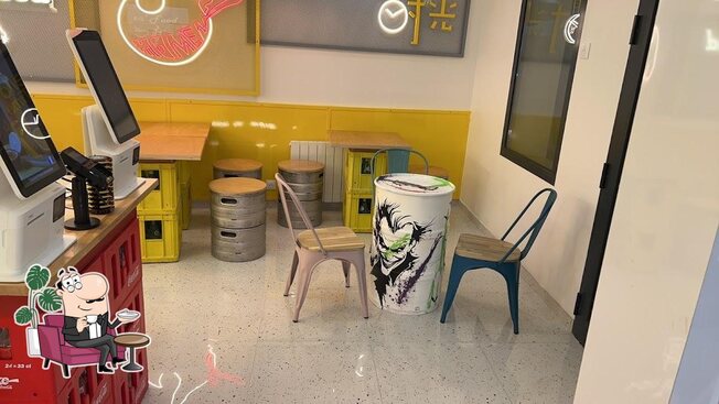 MOMEN' FOOD - BUBBLE TEA & WOK, Compiègne - Menu du restaurant, prix et ...