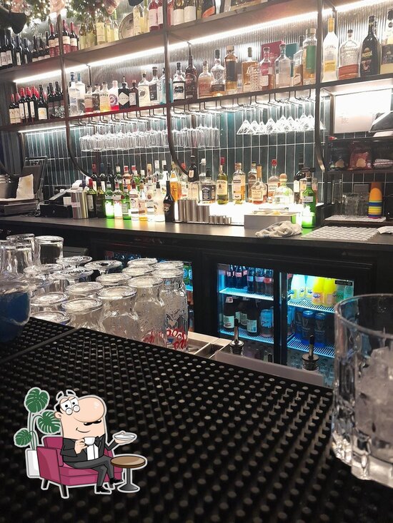 Safehouse Café Bar, Portrush - Restaurant menu, prices and reviews