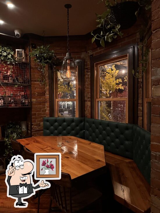 SmoQue N' Bones, Toronto, St. Patrick - Restaurant menu, prices and reviews