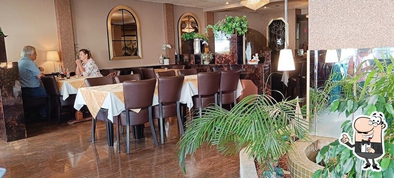 Kam Loon, Mol - Restaurant menu, prices and reviews