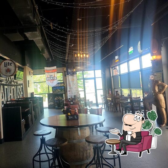 Roadhouse RTE 47, Yorkville - Restaurant menu, prices and reviews