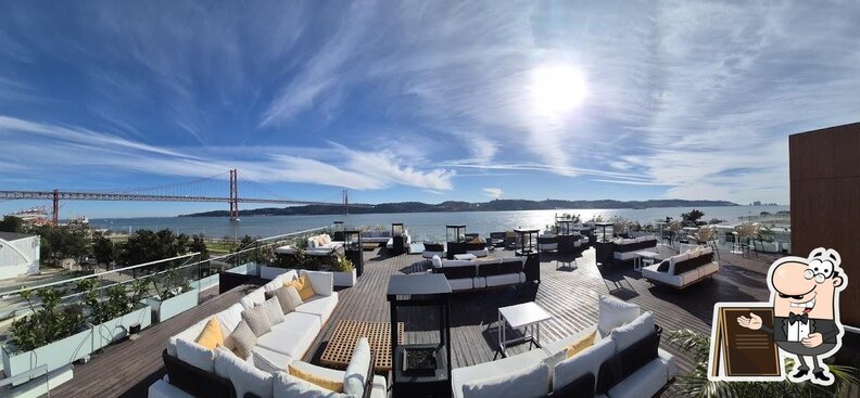 Menu at ICON Bar & Rooftop Hyatt Regency, Lisbon