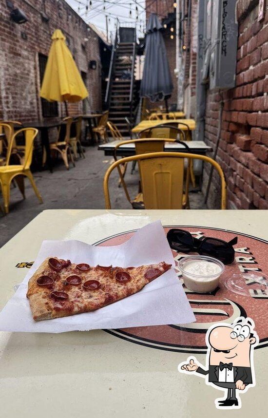 Santos Pizza, Santa Ana - Restaurant menu, prices and reviews