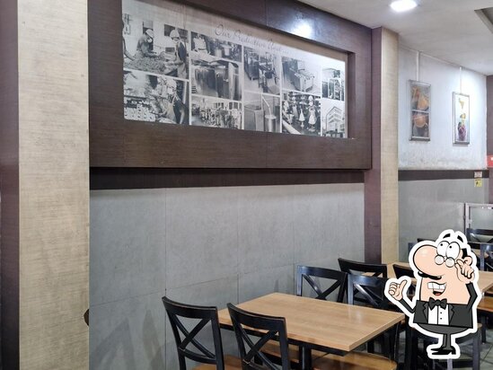 KR Bakes, Valanchery - Restaurant menu, prices and reviews