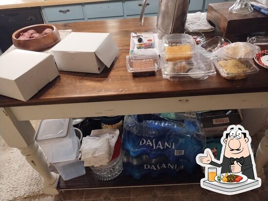 Sugar Daddy's Bakery, Tupelo - Restaurant menu, prices and reviews
