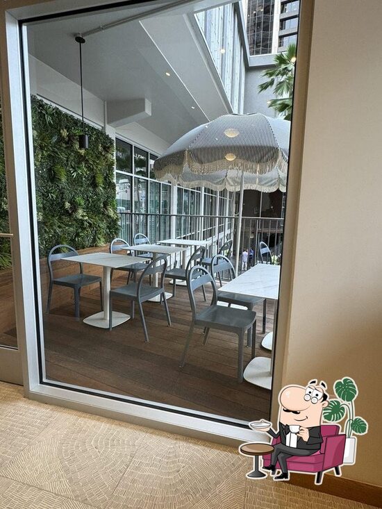 Common Ground Coffee Shop, Honolulu - Restaurant menu, prices and reviews