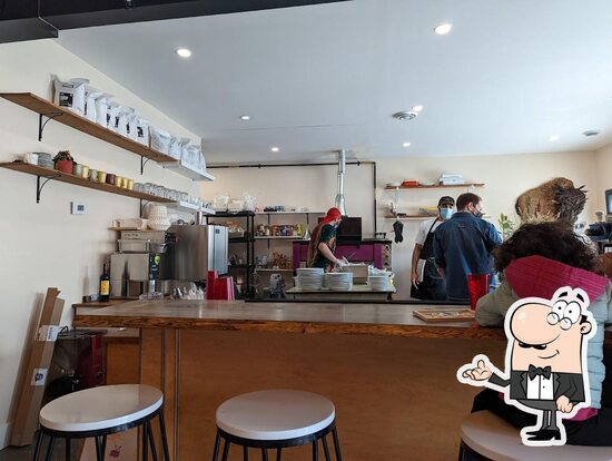 The Hampton Hub, Regina - Restaurant menu, prices and reviews
