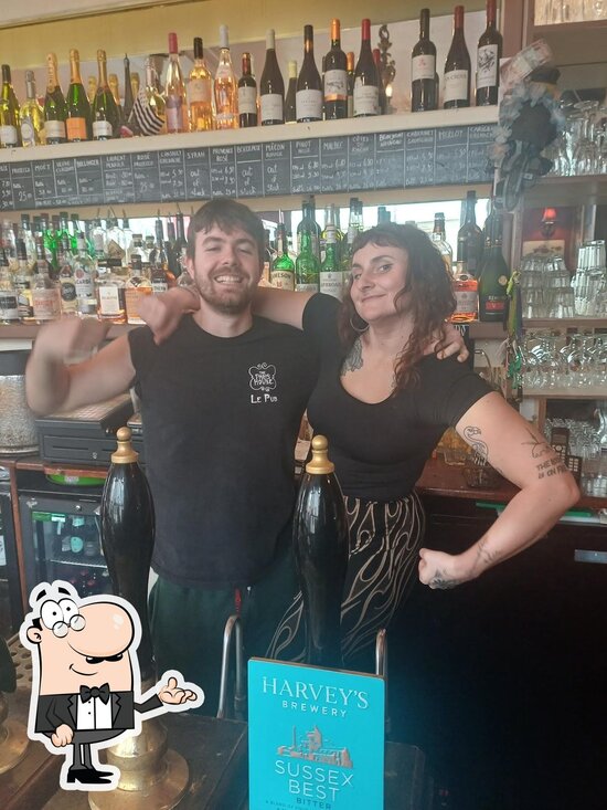 Le Pub (The Paris House), Hove - Restaurant menu, prices and reviews