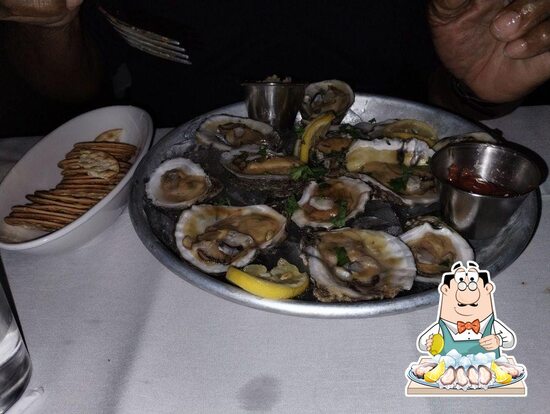 Decanter International Chophouse, Albany - Restaurant menu, prices and ...
