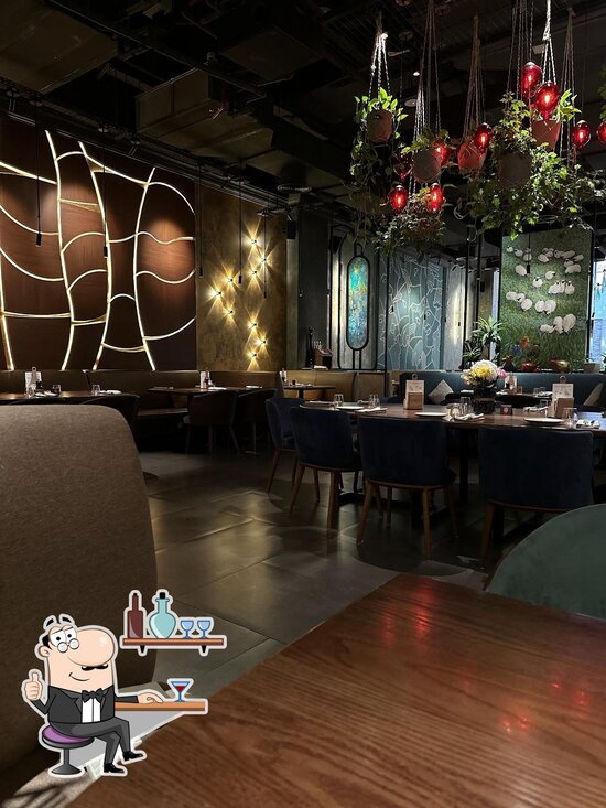 Shvili Palm Jumeirah Mall, Dubai - Restaurant menu, prices and reviews