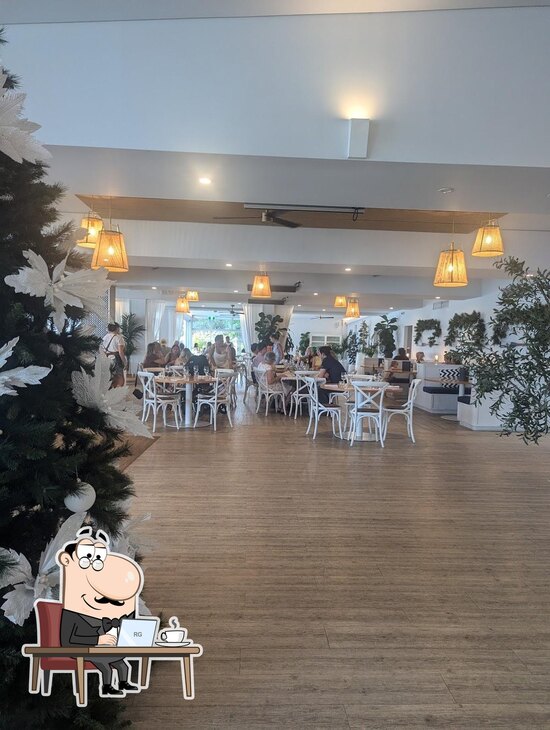 Pier 33, Mooloolaba - Restaurant menu, prices and reviews