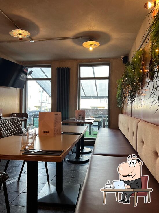 Basils, Edinburgh - Restaurant menu, prices and reviews