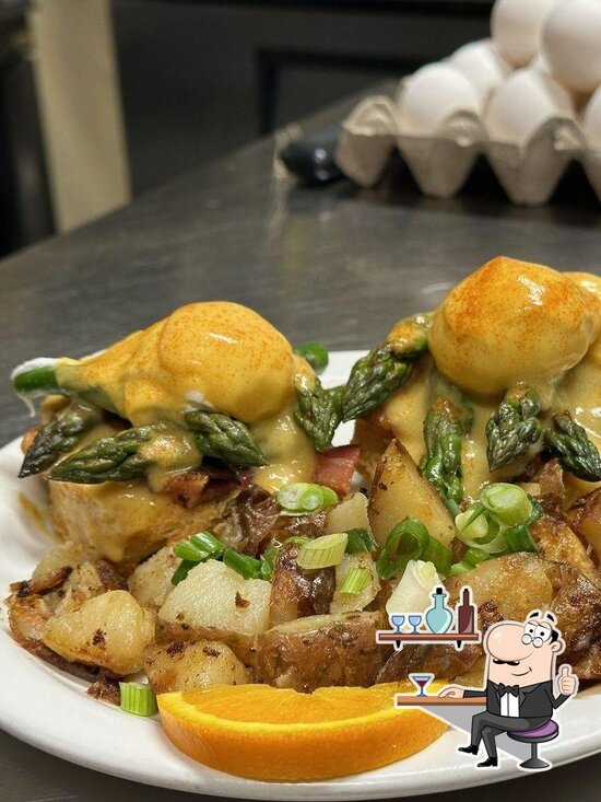 Country Manor Kitchen, Armstrong - Restaurant menu, prices and reviews