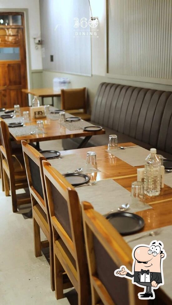 360 Degree Dining, Varanasi - Restaurant menu, prices and reviews
