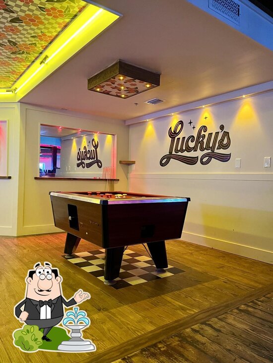 Lucky's Bar, Jacksonville Beach - Restaurant menu, prices and reviews
